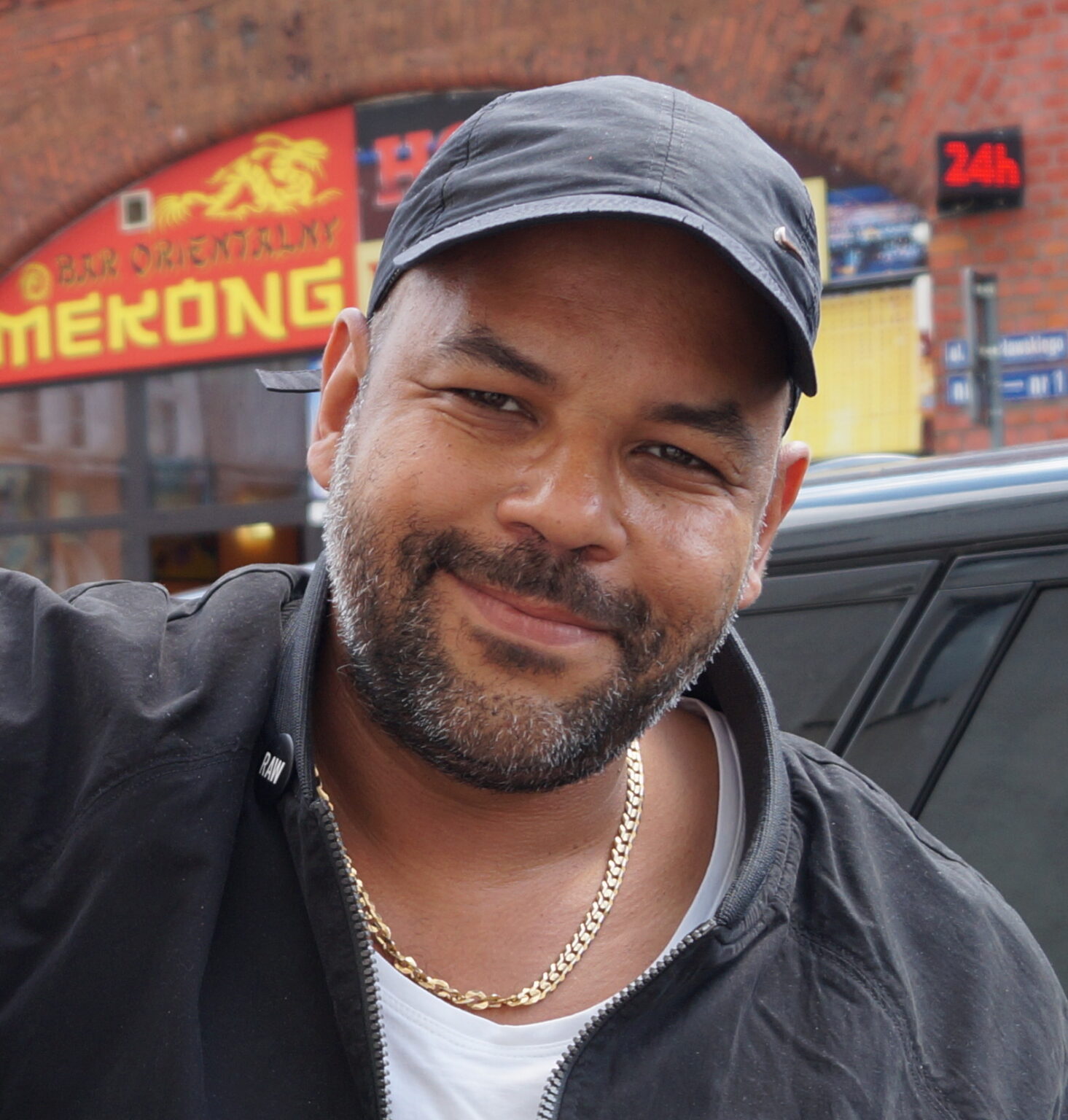 Patrick Yoka - kim jest? Wiek, kariera, życiorys - malabelle.pl